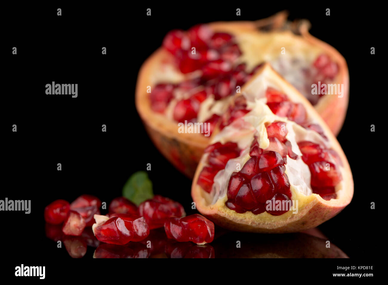 ripe pomegranate fruit Stock Photo - Alamy