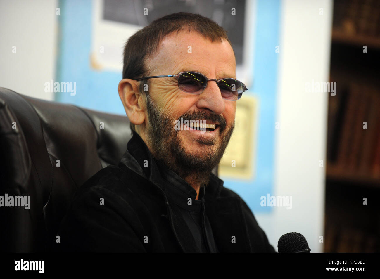 NEW YORK, NY - OCTOBER 26: Beatle, Ringo Starr and friend Steven Van ...