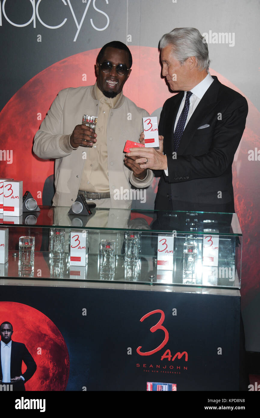 NEW YORK, NY - MAY 06: Macy's Chairman and CEO Terry Lundgren, Cassie ...