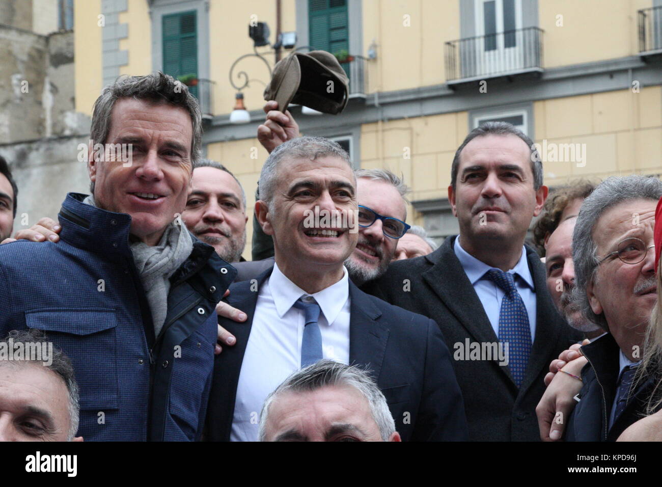 Naples free pizza in the square to celebrate Unesco Recognition After ...