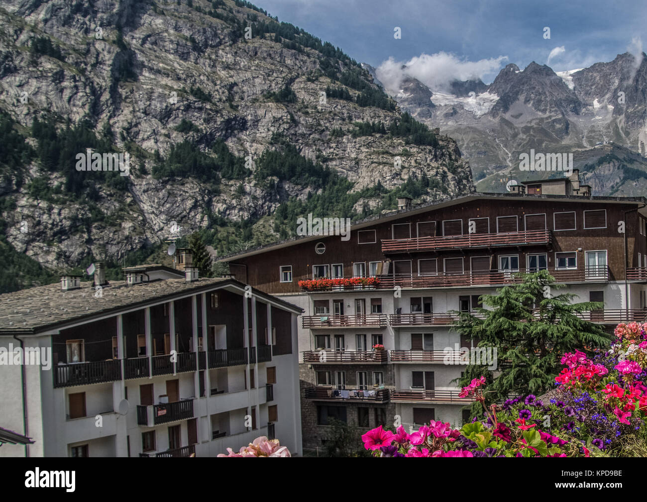 station alps italy Stock Photo - Alamy