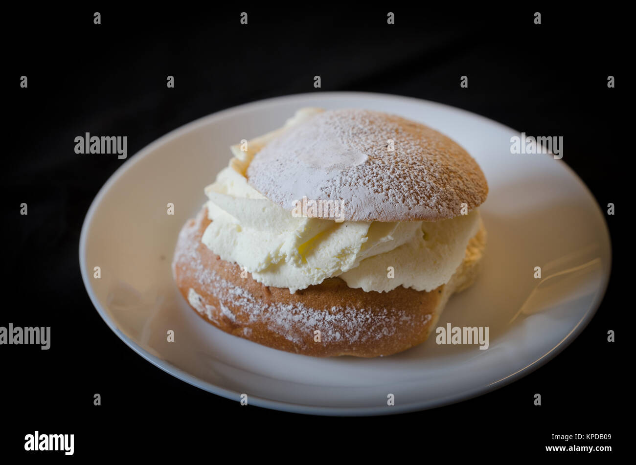 Traditional swedish semla hi-res stock photography and images - Alamy