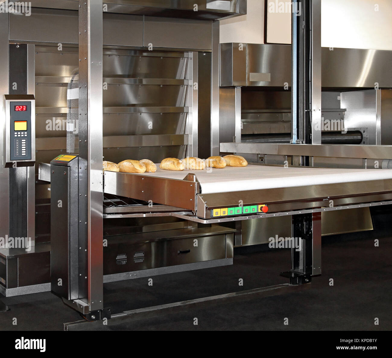 Bread Bakery Oven Stock Photo - Alamy