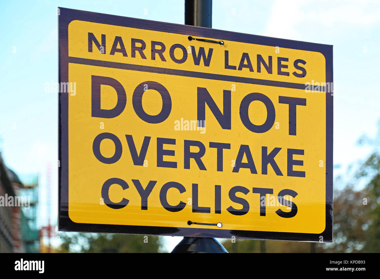 Cyclist overtake hi-res stock photography and images - Alamy