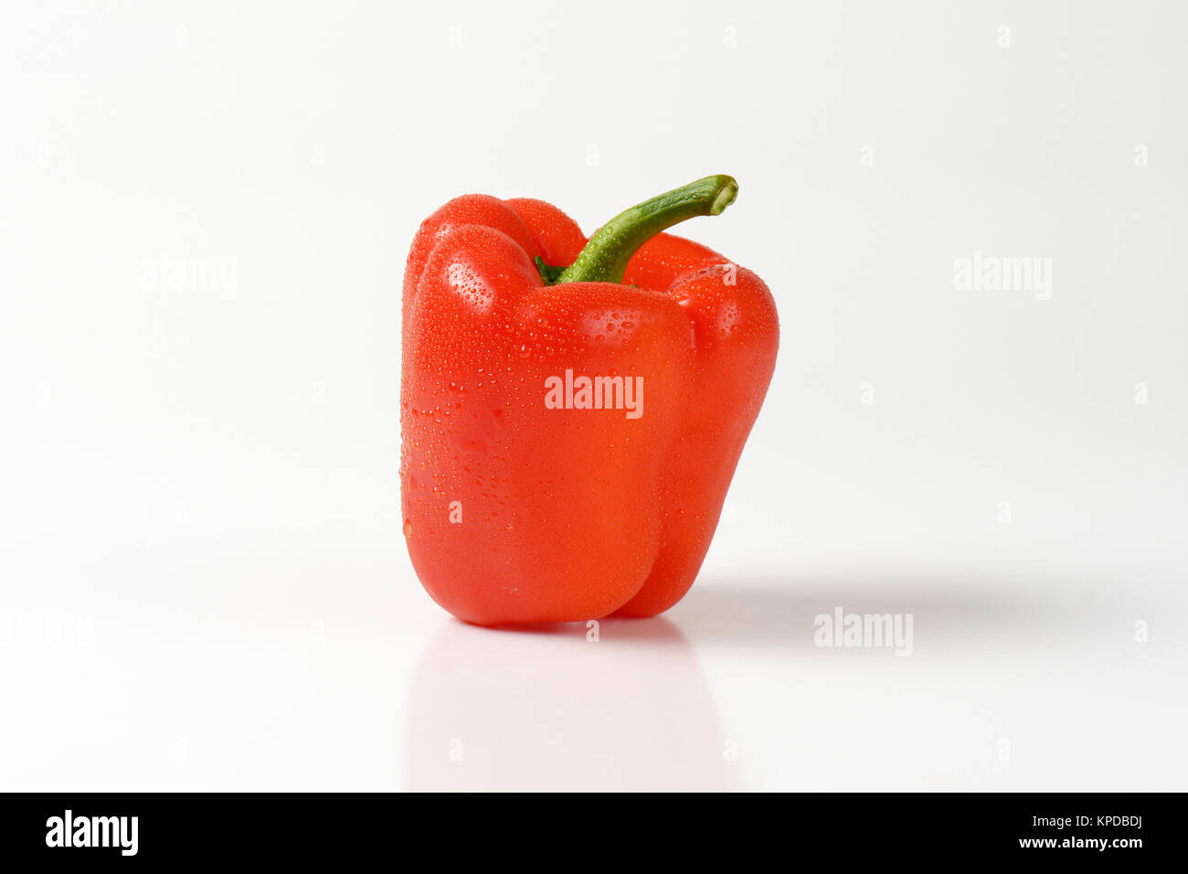 washed red bell pepper Stock Photo - Alamy