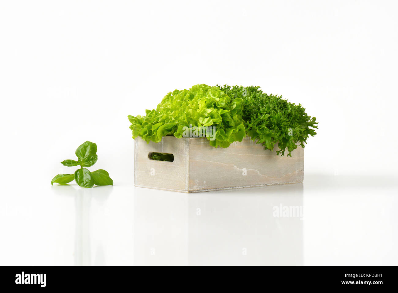box of lettuce Stock Photo - Alamy