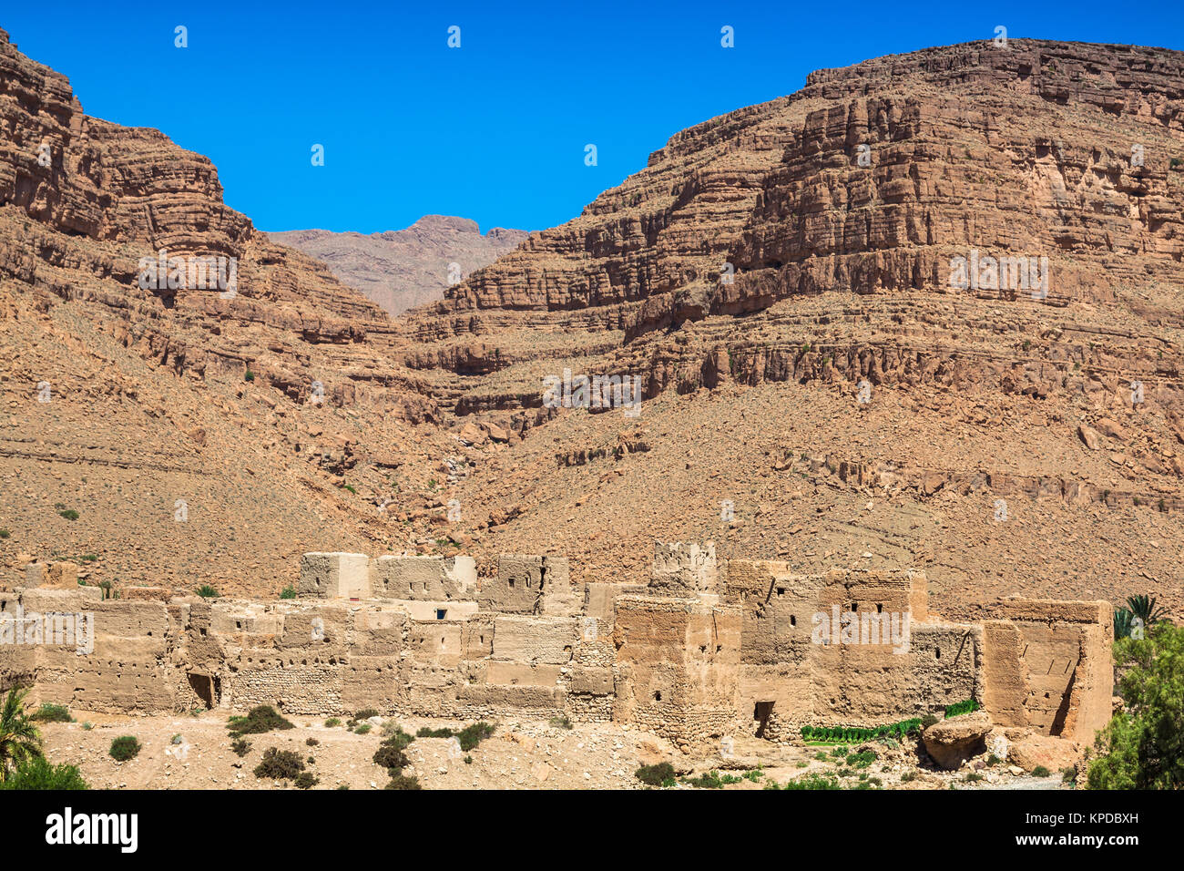 berber villages in the desert morocco Stock Photo - Alamy