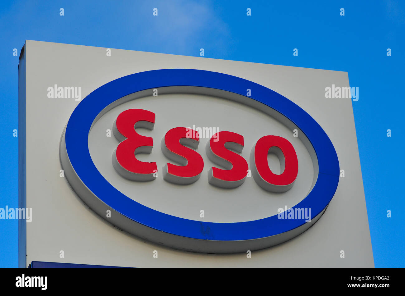 Esso Oil Company High Resolution Stock Photography and Images - Alamy