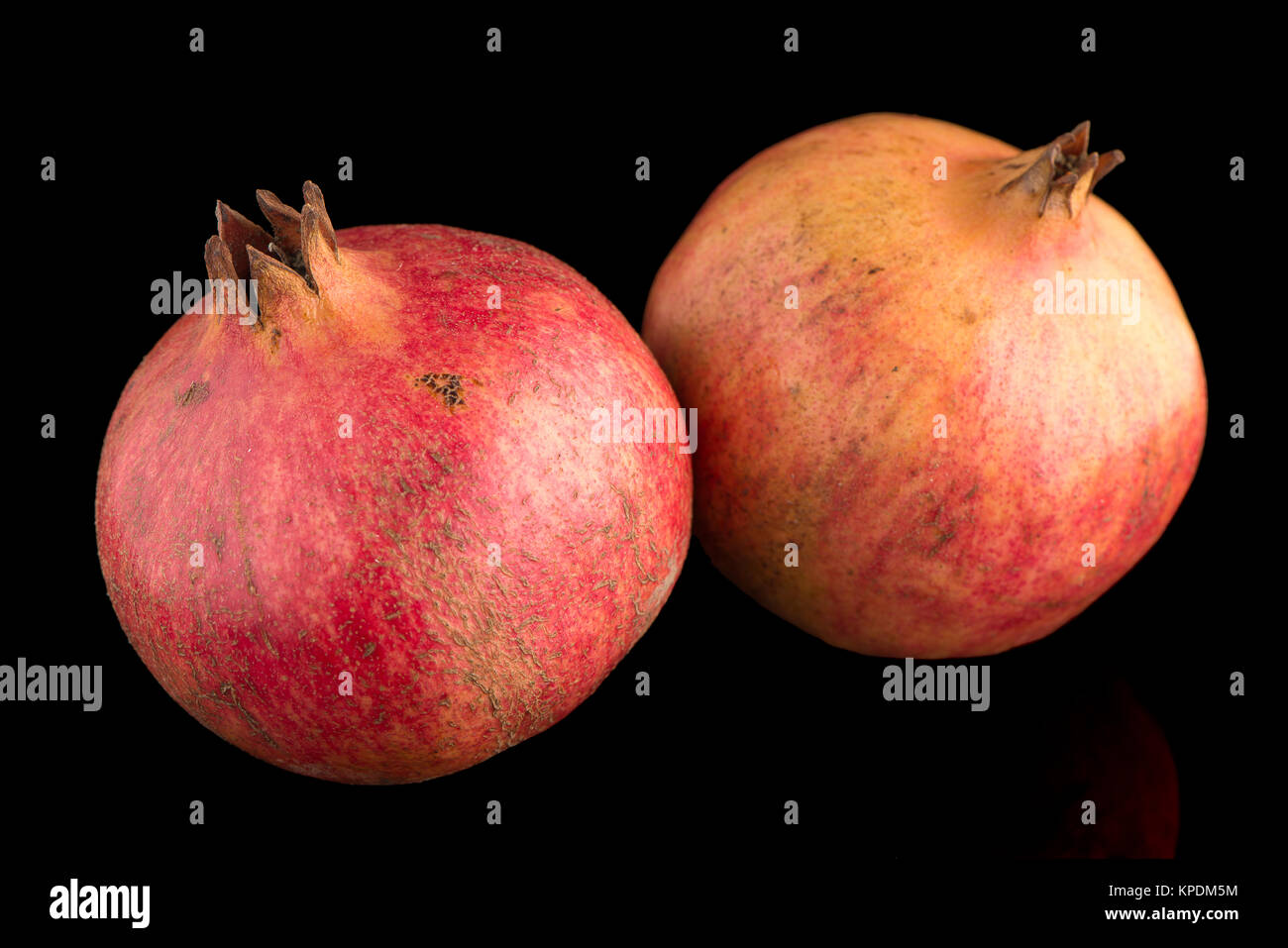 ripe pomegranate fruit Stock Photo - Alamy