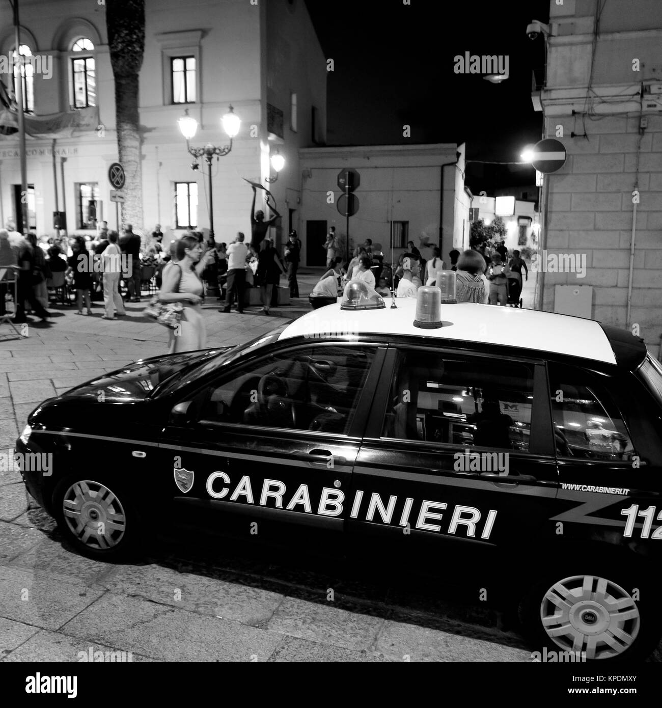 "Carabinieri", italian gendarmery officers, patrol at night in the ...