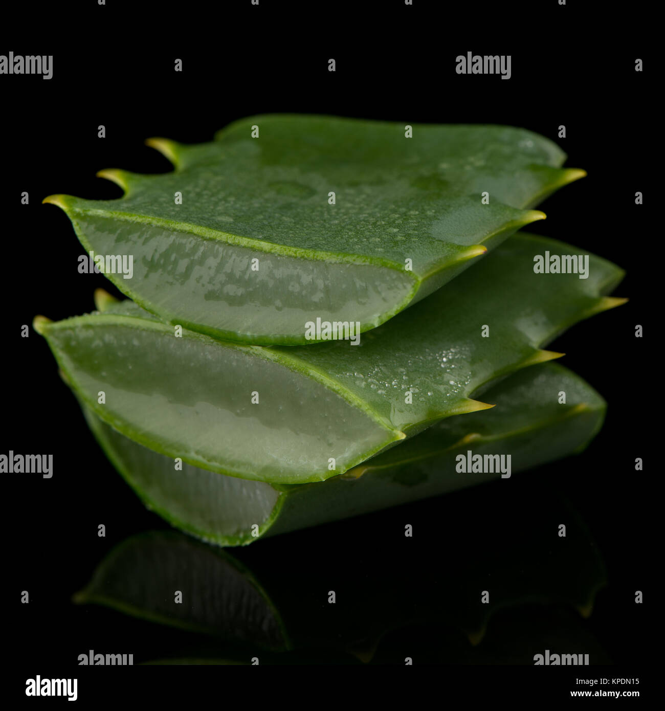 Sliced aloe leaf Stock Photo - Alamy