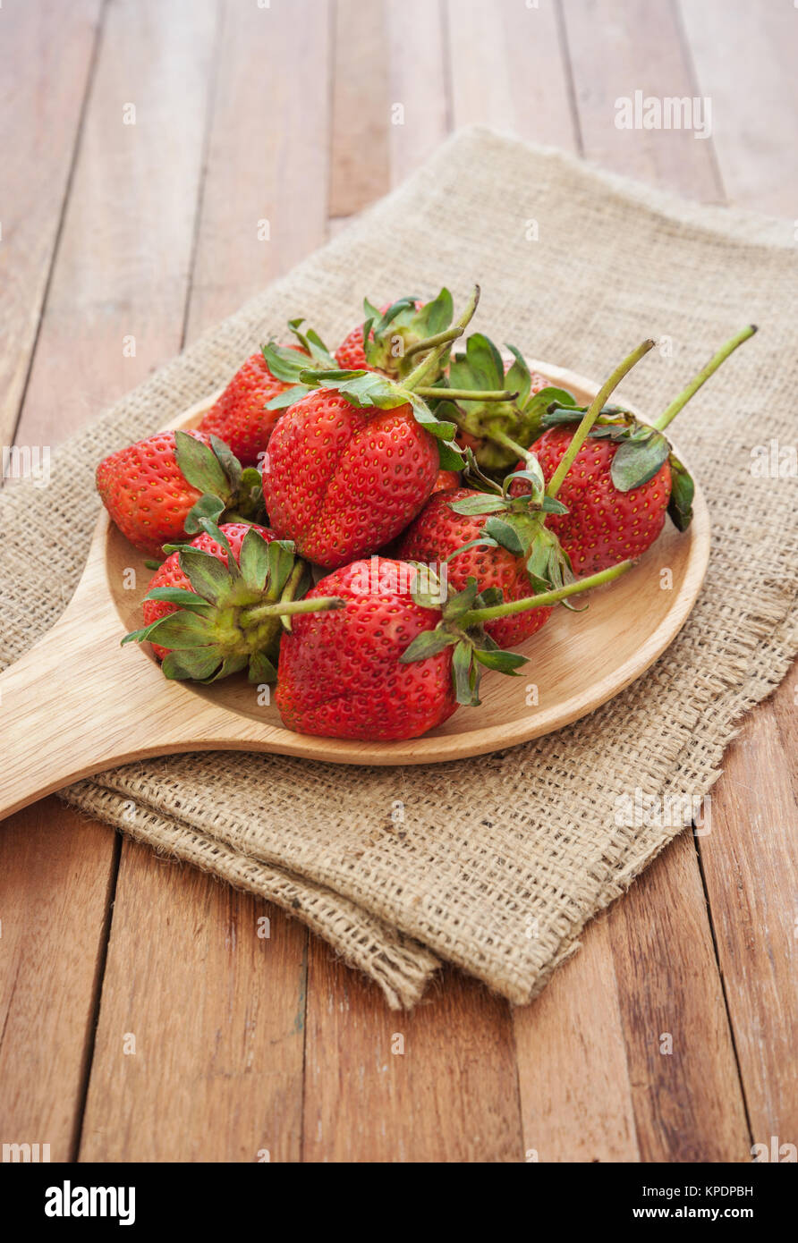 Shrivel in hi-res stock photography and images - Alamy