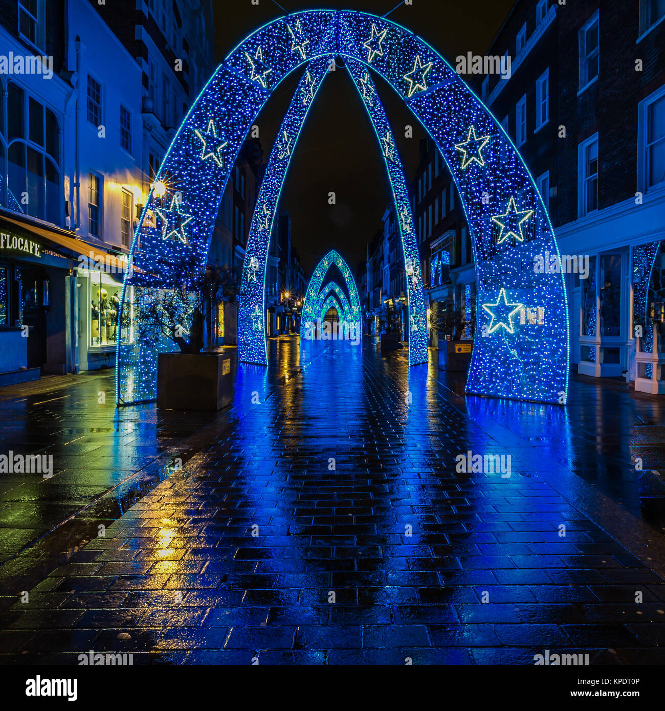 Star reflection street lights hi-res stock photography and images - Alamy