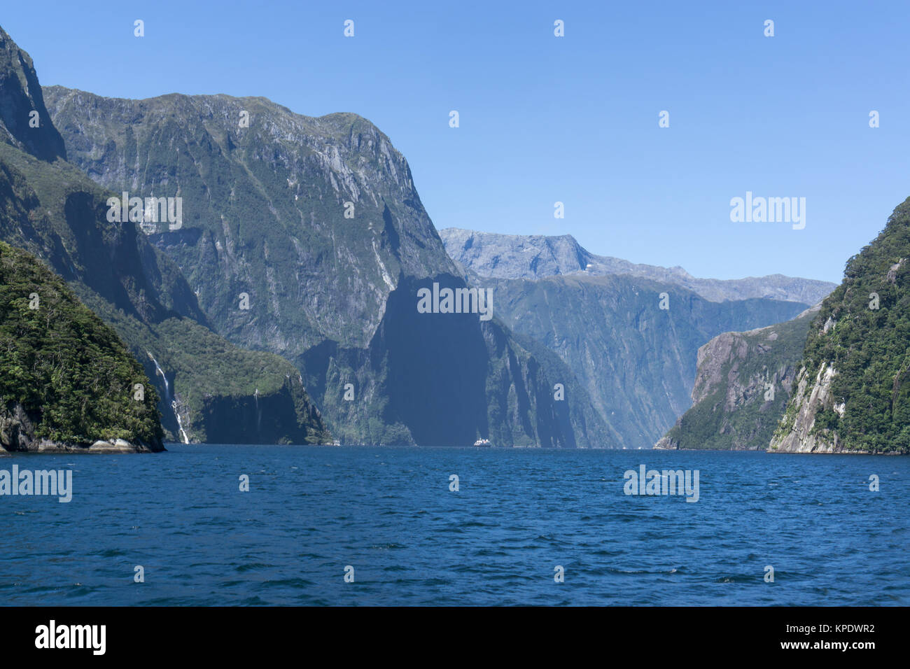 Milford beach reserve hi-res stock photography and images - Alamy