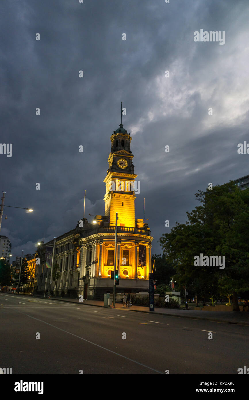 Auckland city hall hi-res stock photography and images - Alamy