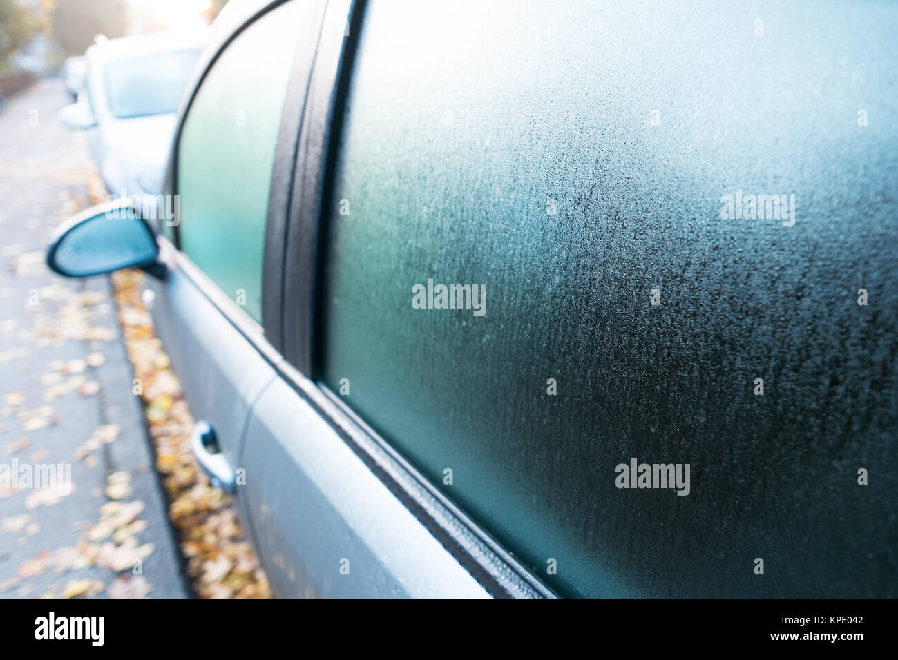 Frost on the rear window of a car hi-res stock photography and images ...