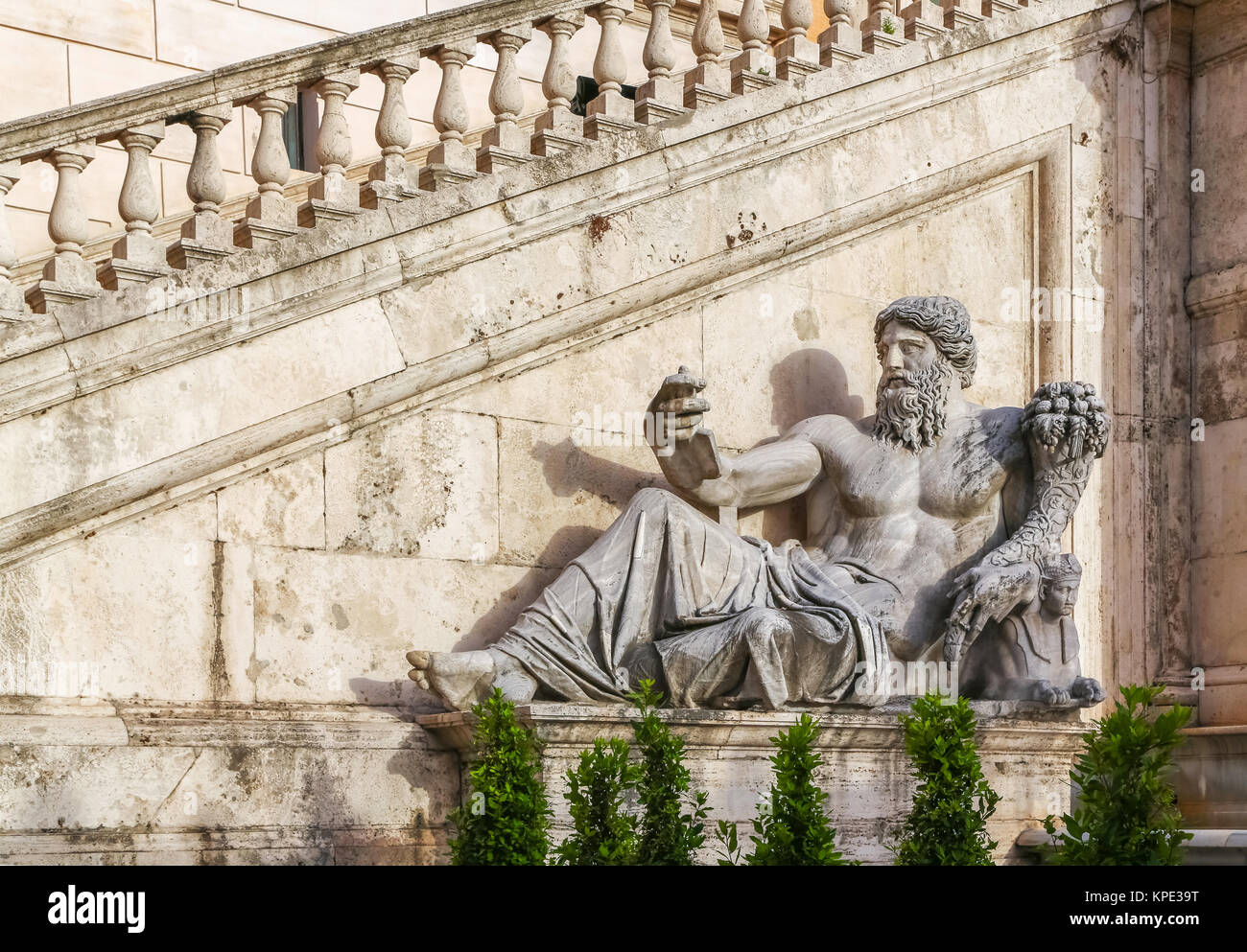 Sculpture of Ancient Roman Stock Photo - Alamy