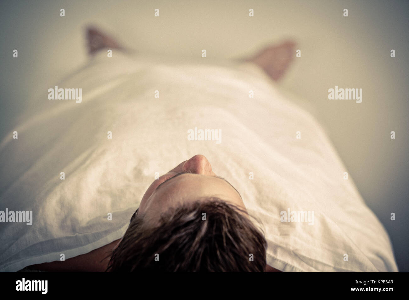 Morgue corpse hi-res stock photography and images - Alamy