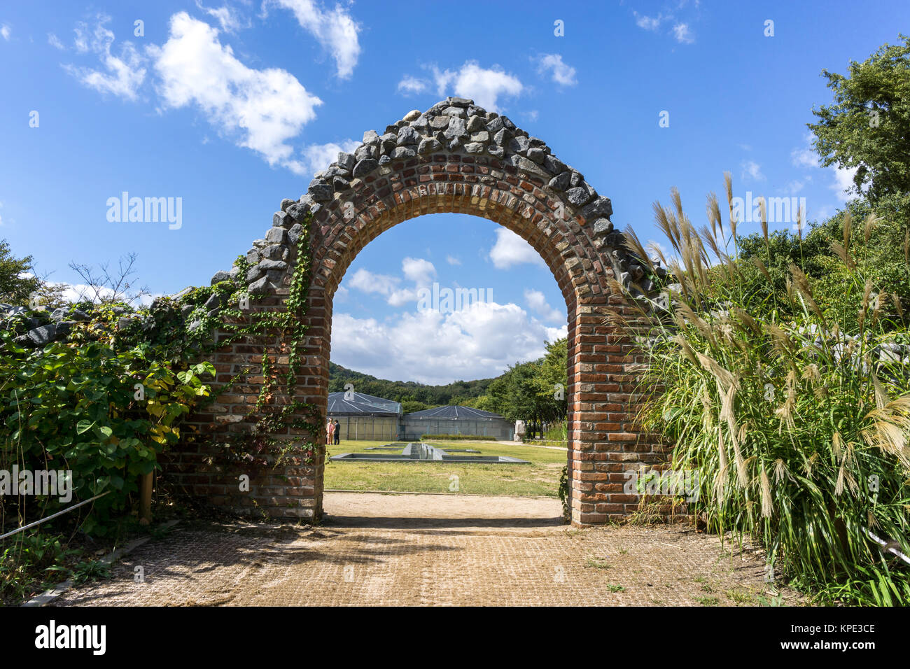 Incheon street view hi-res stock photography and images - Alamy