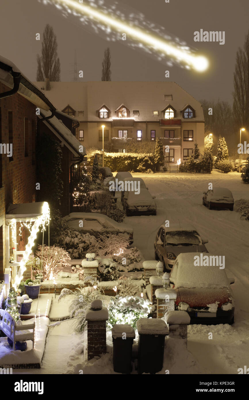 Meteorite impact house hi-res stock photography and images - Alamy