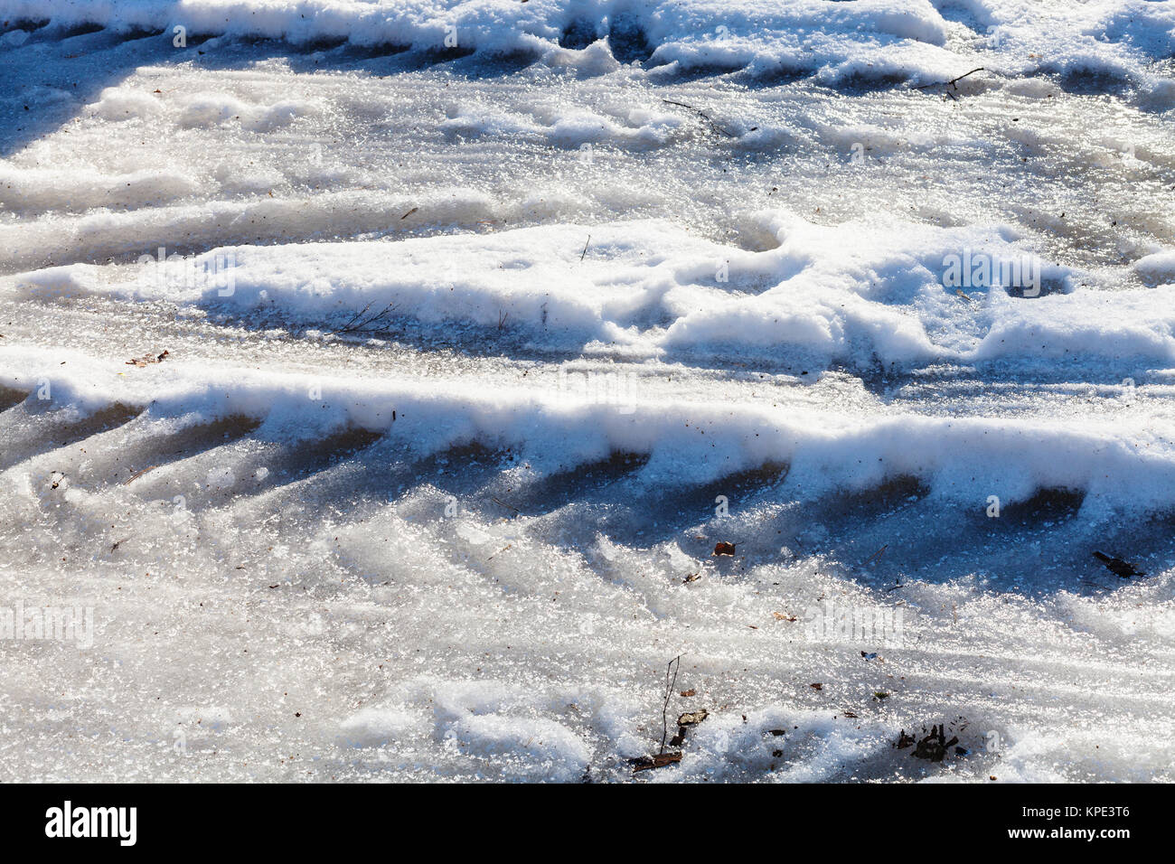 Car snow winter melt spring hi-res stock photography and images - Alamy