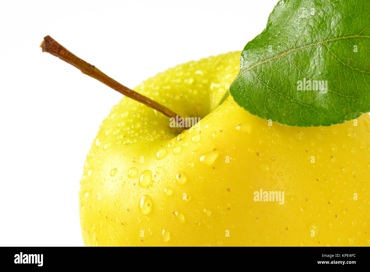 washed yellow apple Stock Photo - Alamy