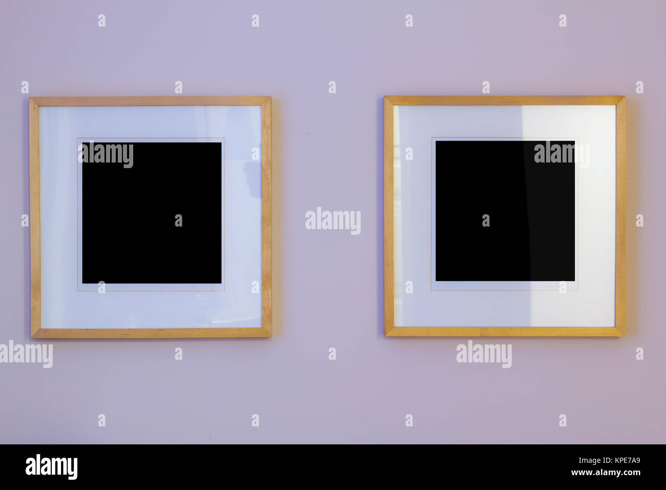 Blank picture frame Stock Photo - Alamy