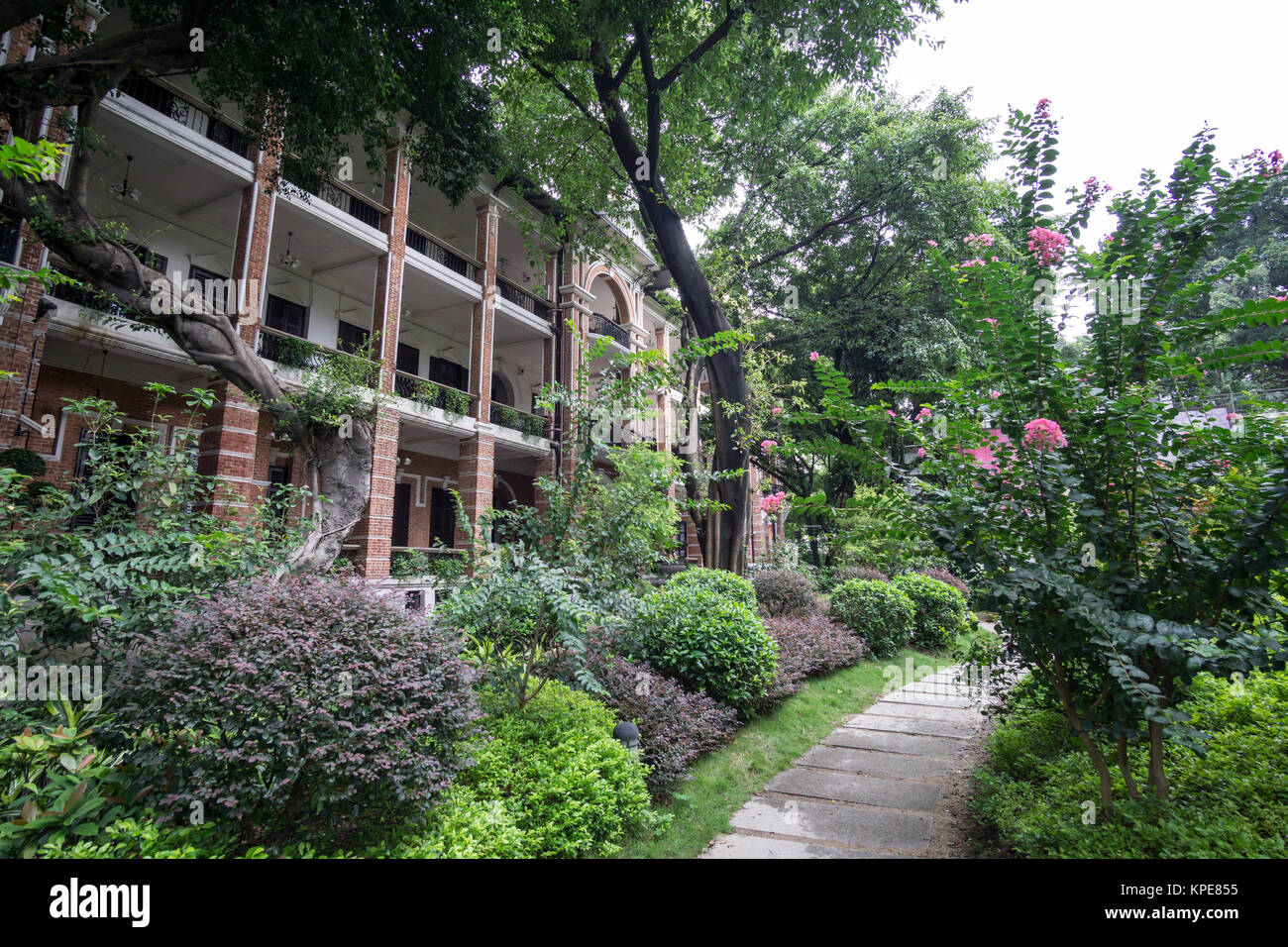 Guangzhou shamian park hi-res stock photography and images - Alamy