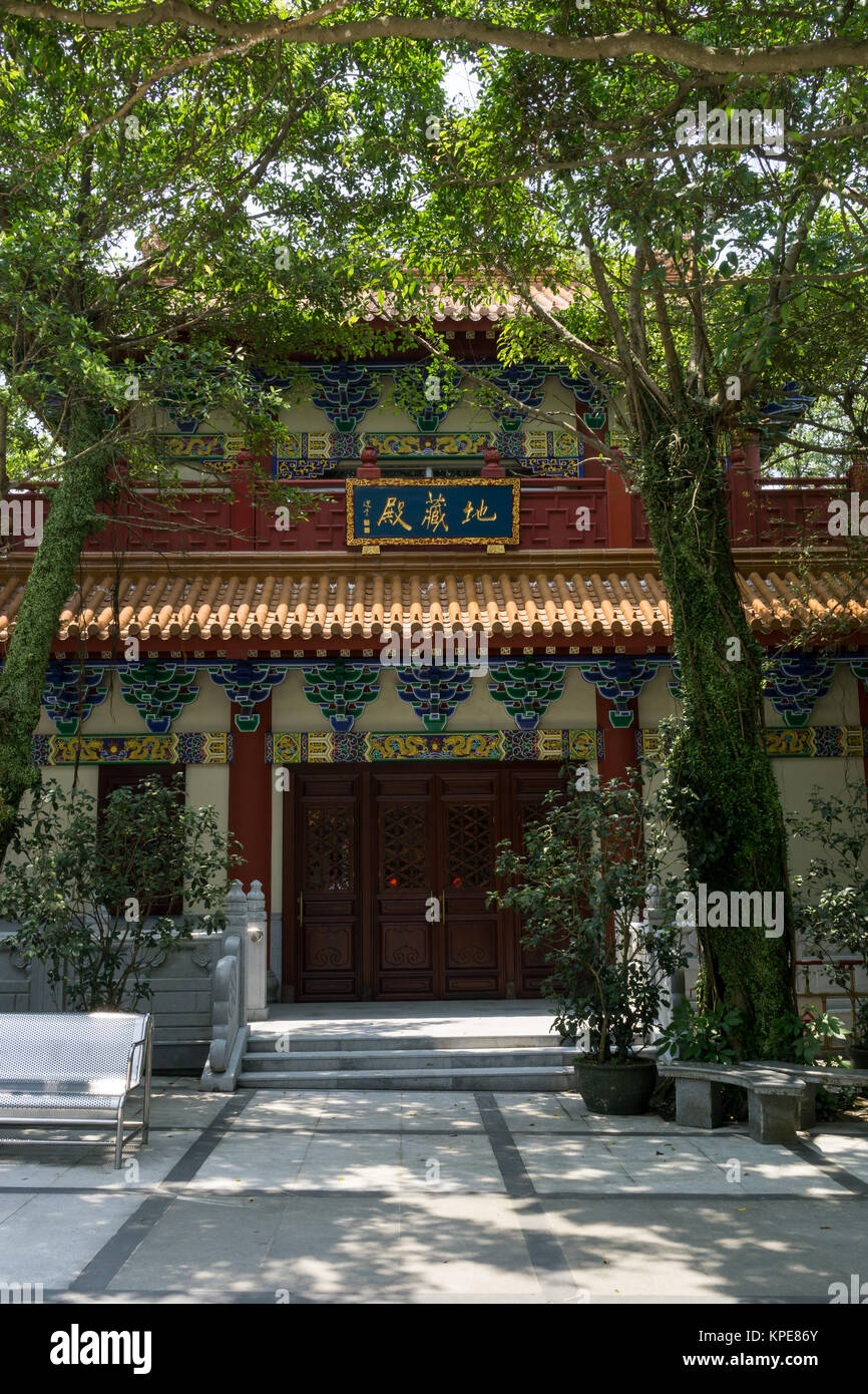 po lin monastery Stock Photo - Alamy