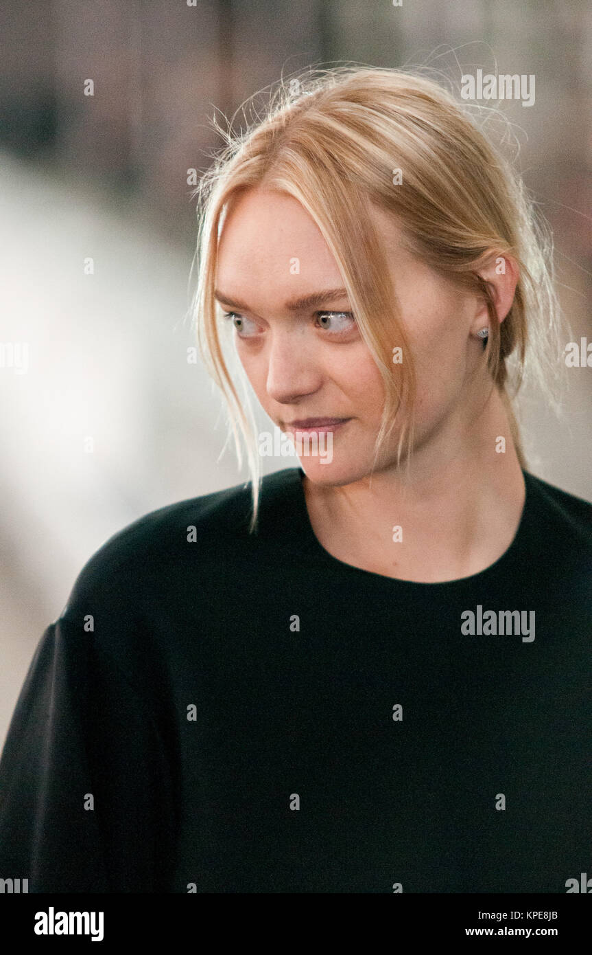 SYDNEY, AUSTRALIA - APRIL 12: Gemma Ward attends the Mercedes-Benz ...