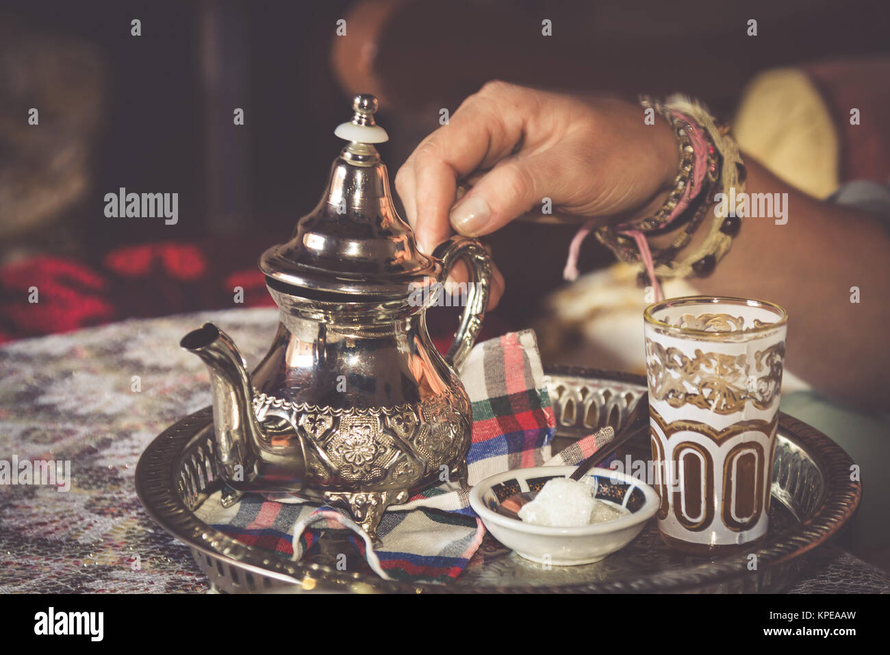 moroccan tea cups Stock Photo - Alamy