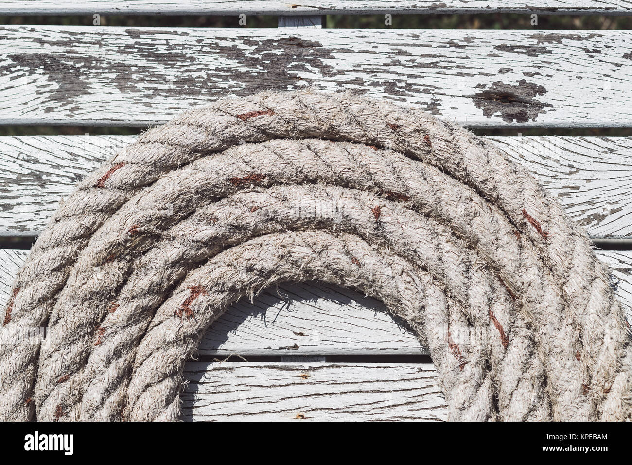 Rough texture of the old white rope Stock Photo - Alamy