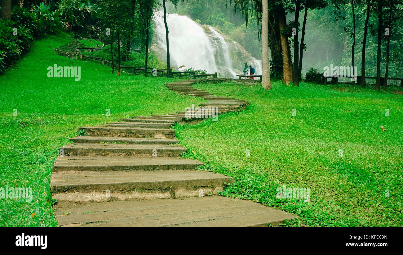 Scenic waterfalls and wooden path - Fall season Stock Photo - Alamy
