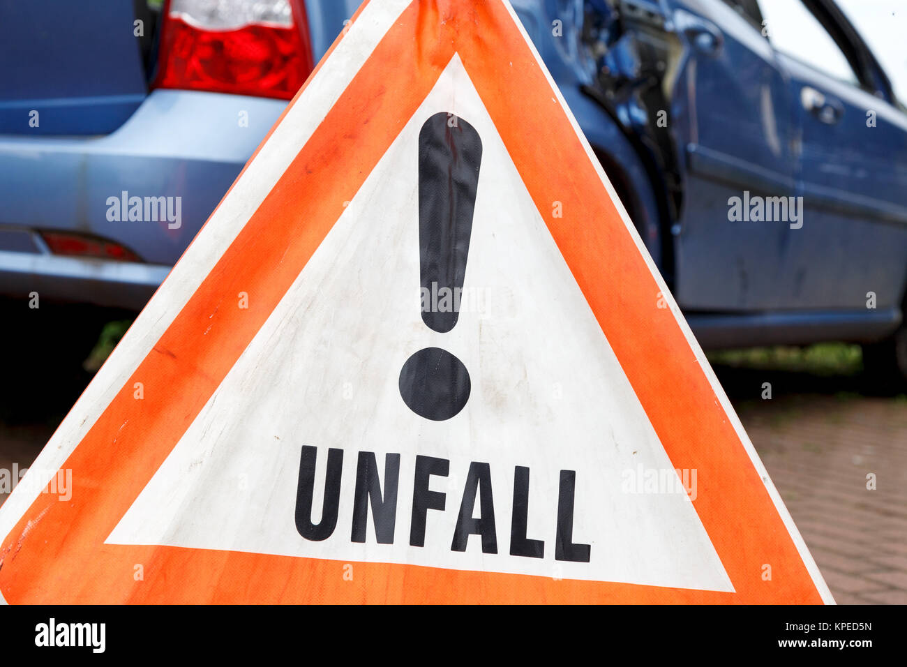 Car accident traffic signs hi-res stock photography and images - Alamy