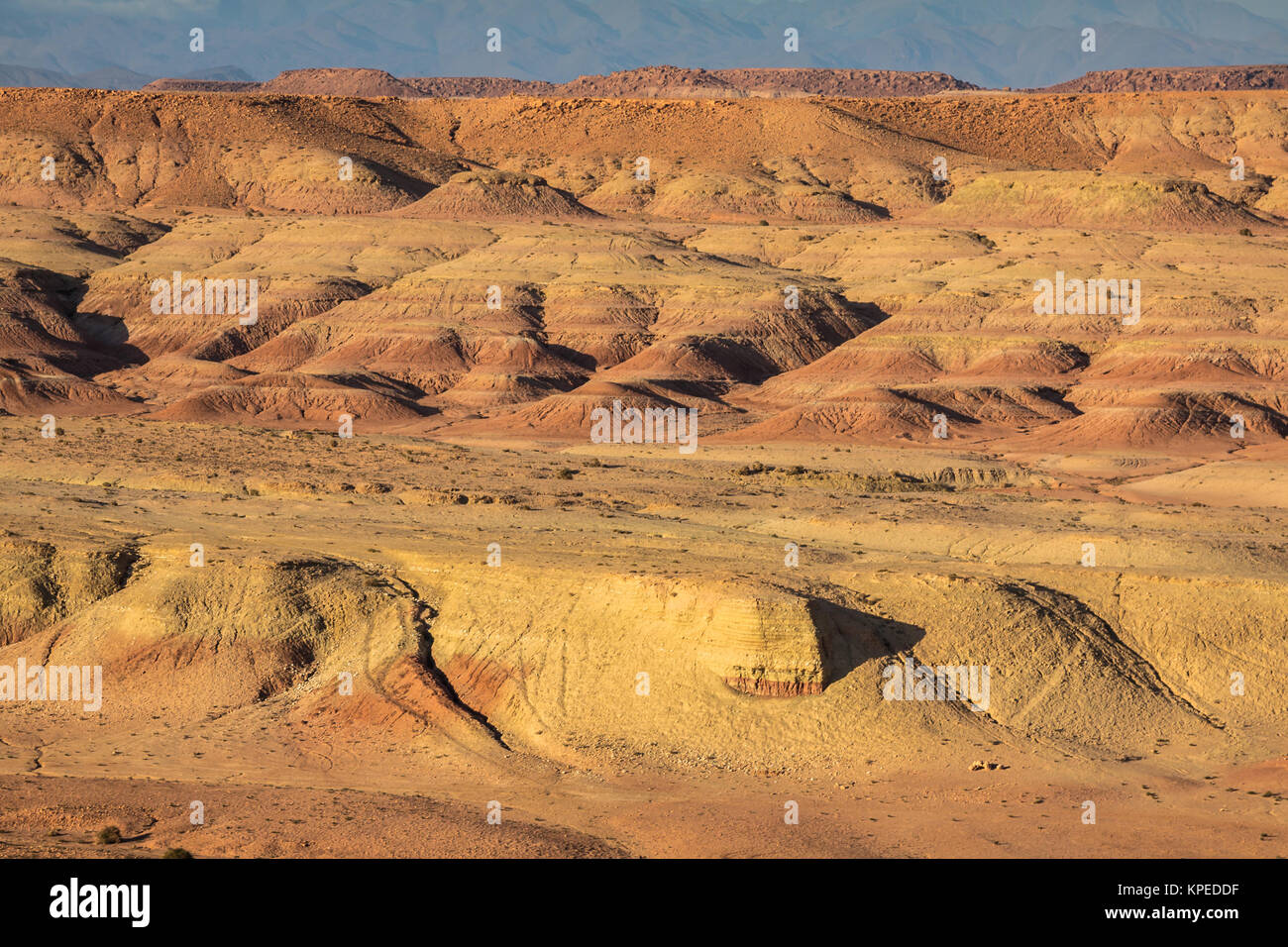 moroccan desert with the view of the atlas mountains Stock Photo - Alamy