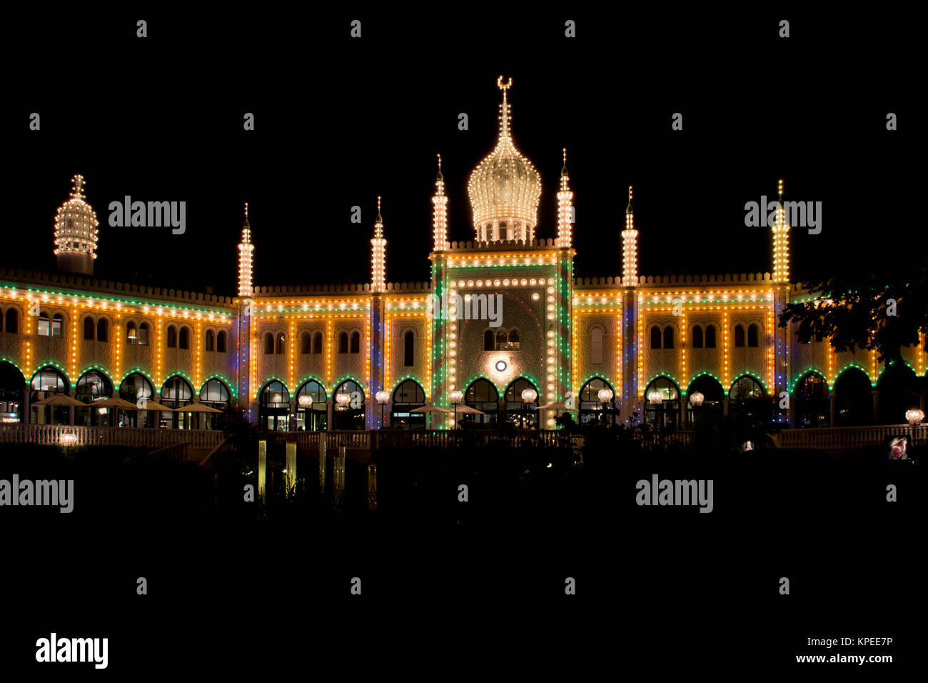 Nimb Palace illuminated Stock Photo - Alamy