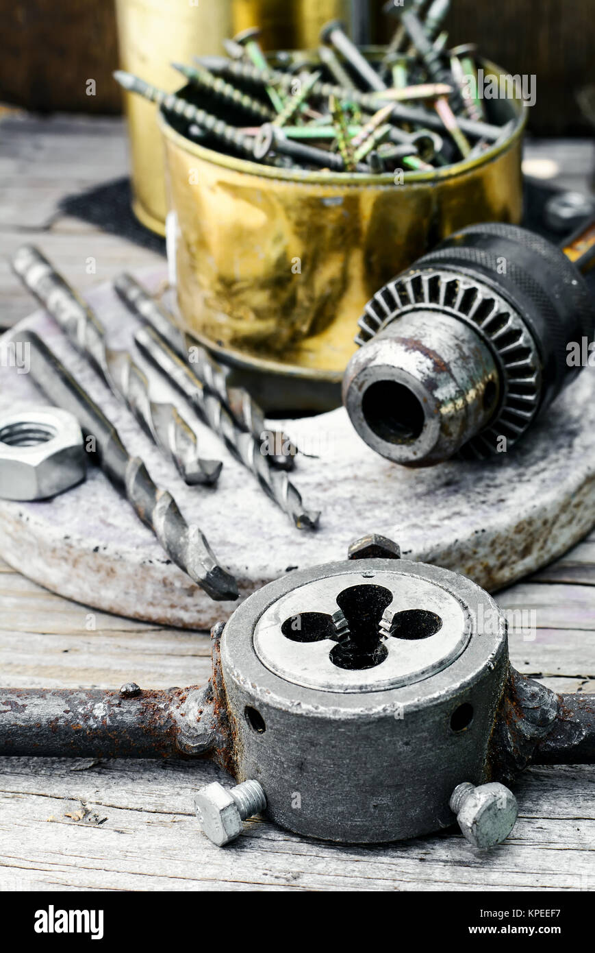 threading tool for cutting external threads manually Stock Photo - Alamy