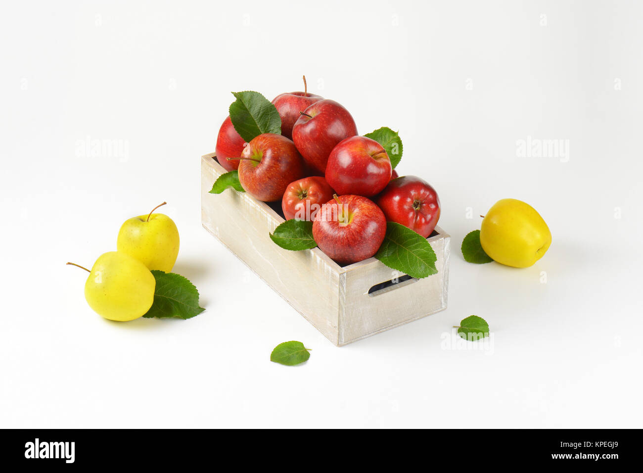 box of apples Stock Photo - Alamy