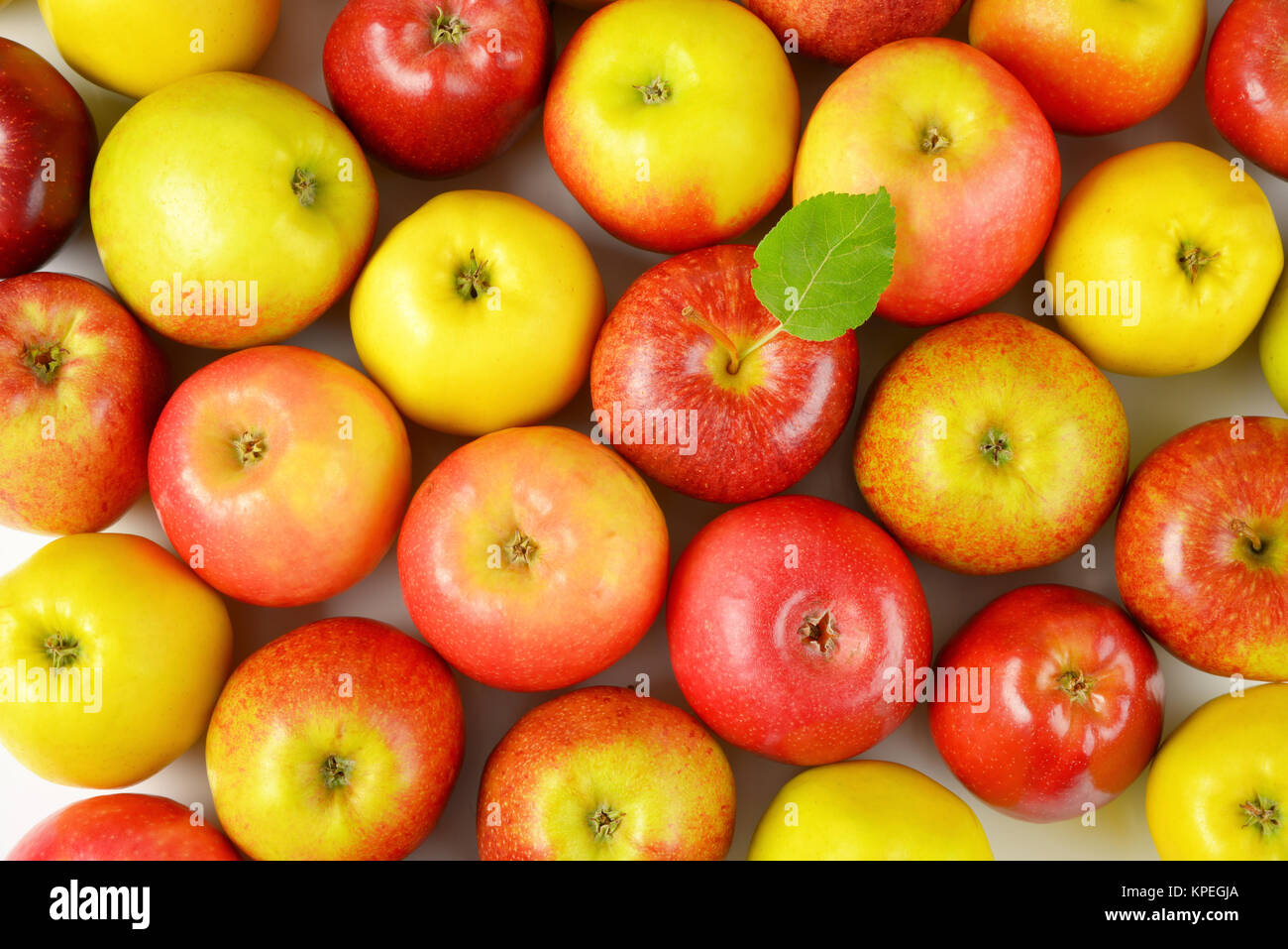 group of ripe apples Stock Photo - Alamy