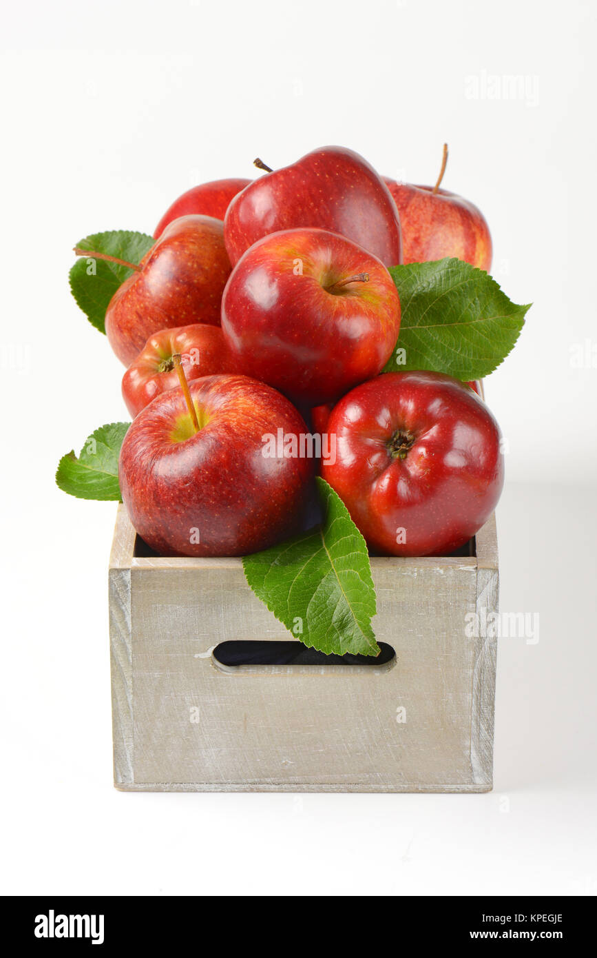 box of apples Stock Photo - Alamy