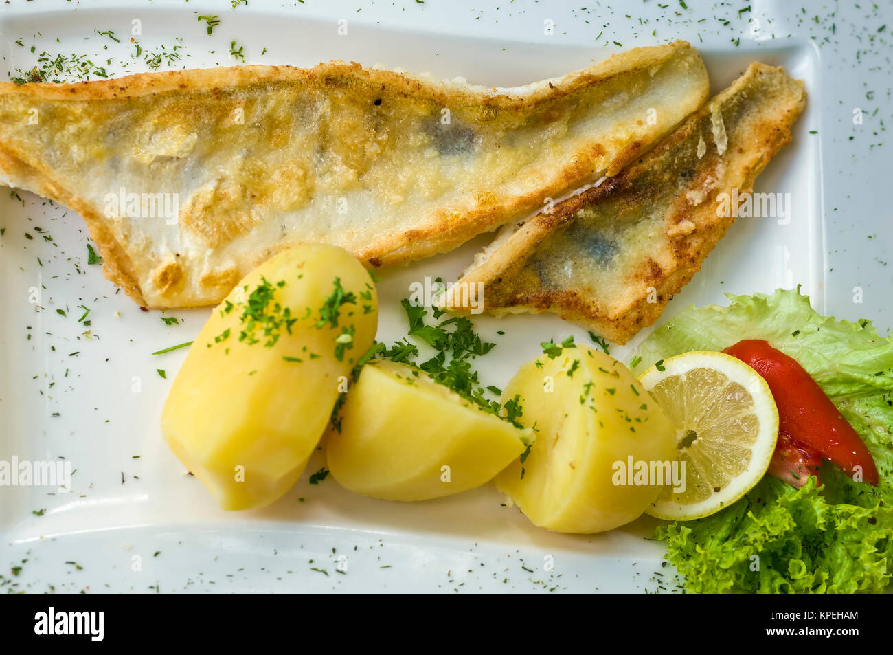 Fish boil cooks boiling hi-res stock photography and images - Alamy