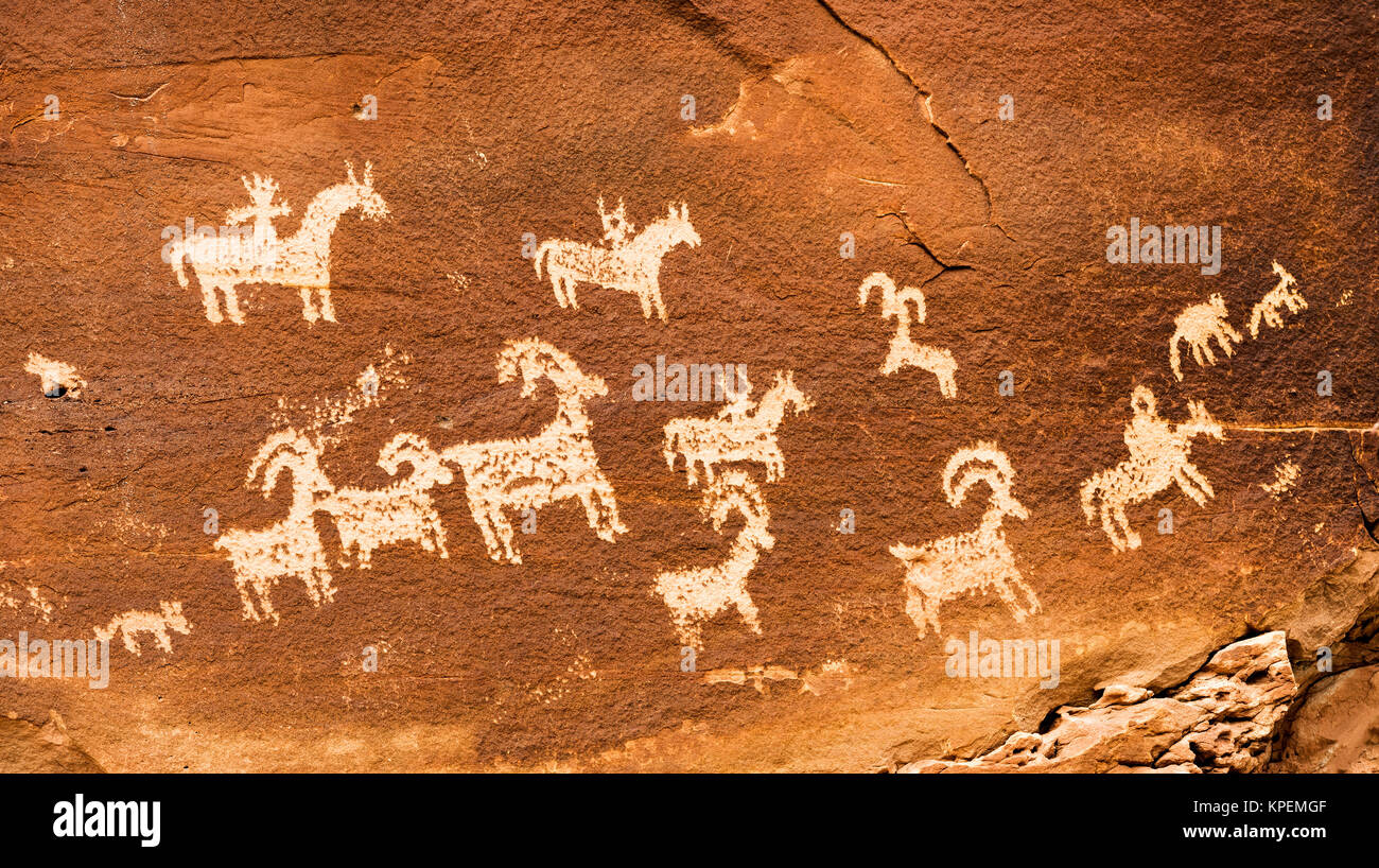 Native american stone carvings hi-res stock photography and images - Alamy