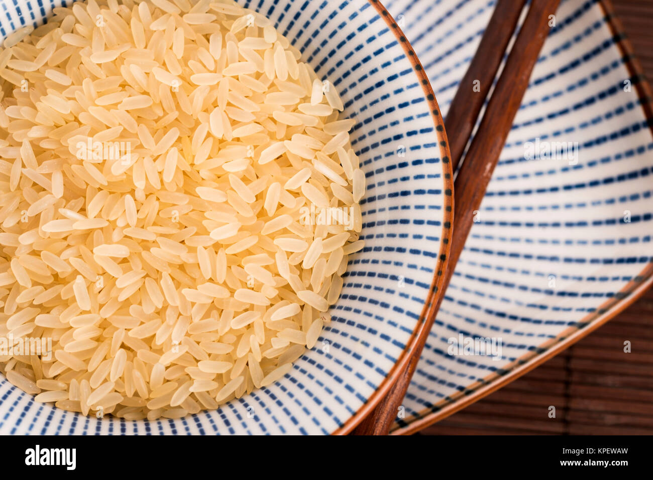 bowl of parboiled risotto rice Stock Photo - Alamy