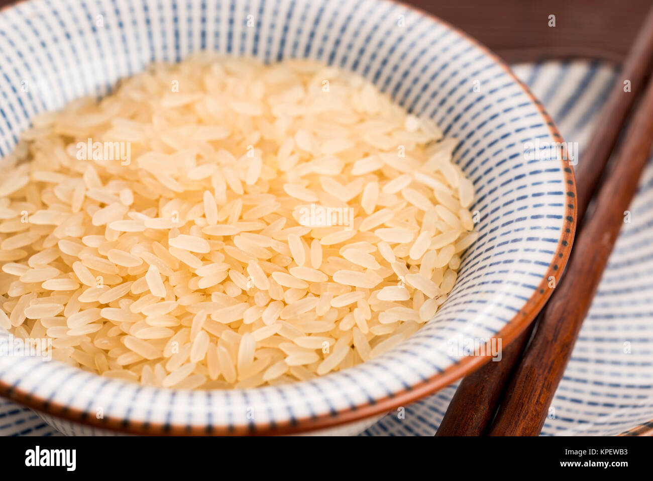 bowl of parboiled risotto rice Stock Photo - Alamy