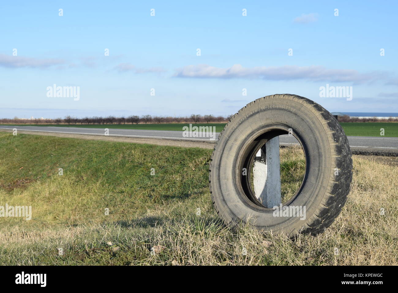 Rubber tire of a wheel at the intersection Stock Photo - Alamy