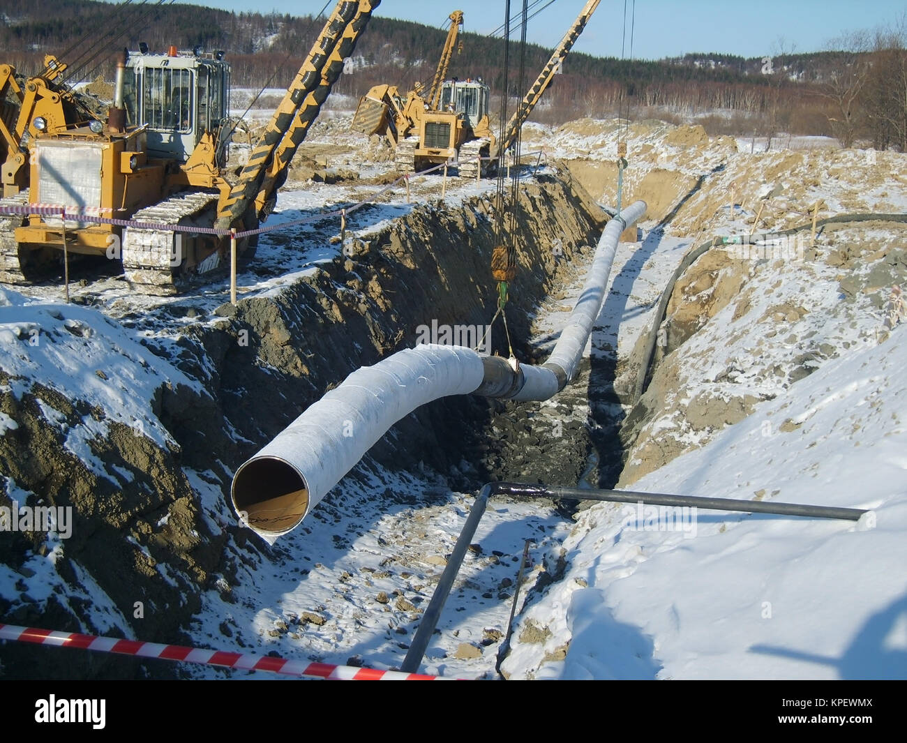 Construction of an oil and gas pipeline Stock Photo - Alamy