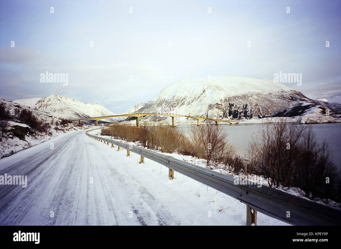 Road bridge between isle hi-res stock photography and images - Alamy