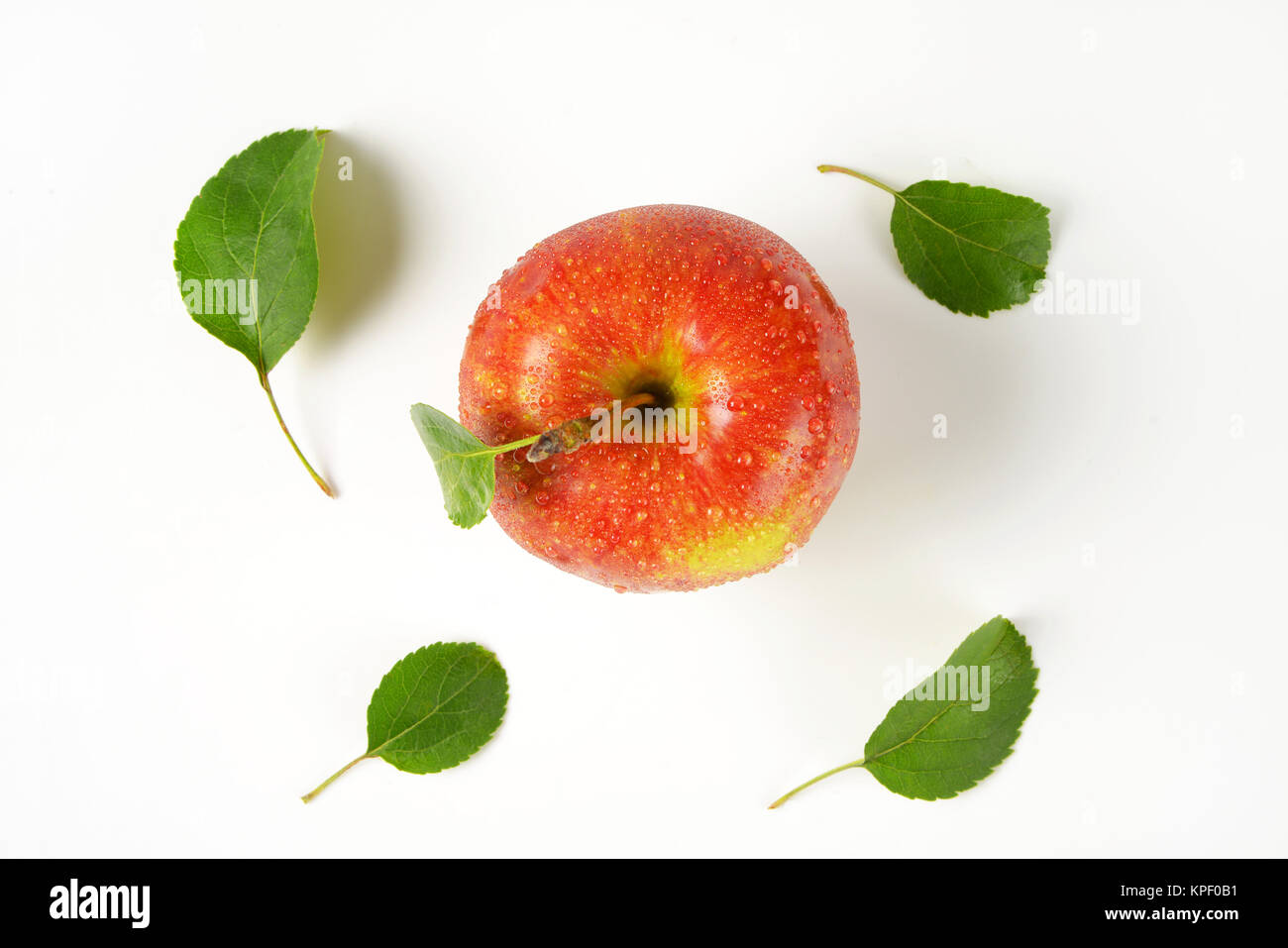 washed red apple Stock Photo - Alamy