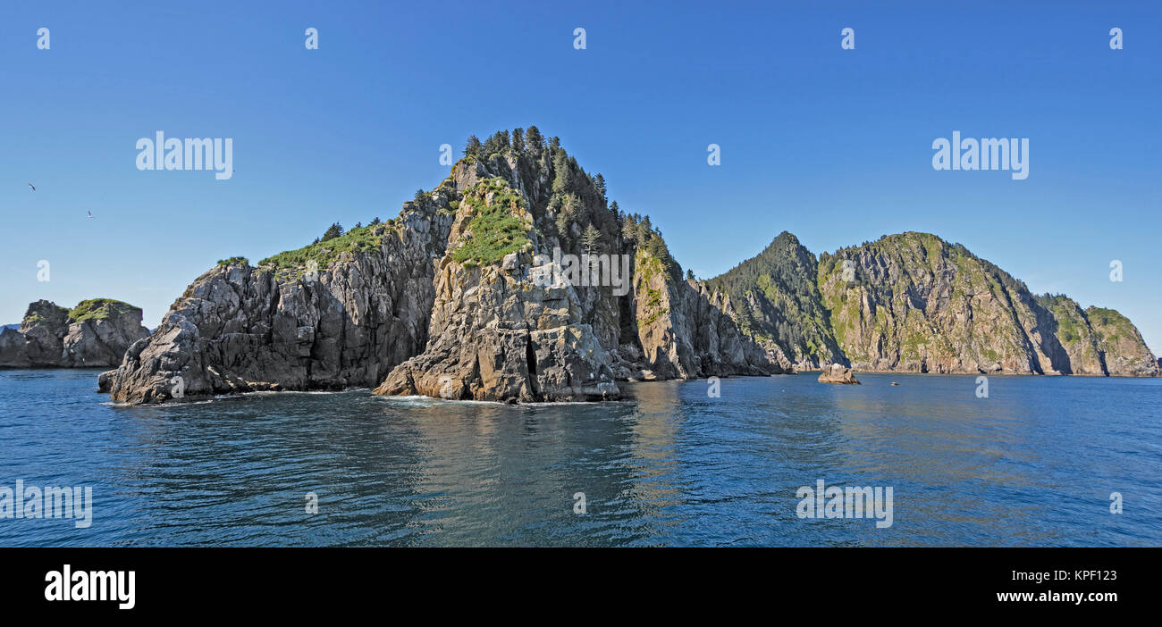 Remote Nesting Islands in the Ocean Stock Photo - Alamy