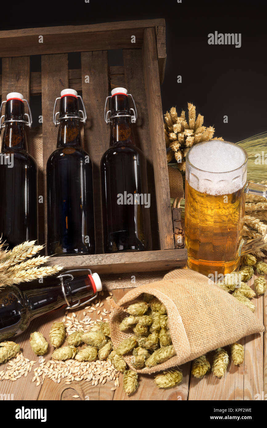 beer box with beer glass Stock Photo - Alamy